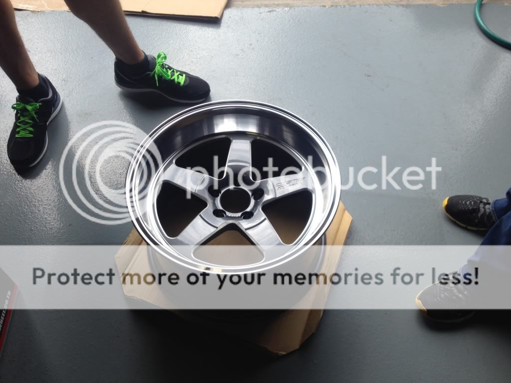 Cosmis XT-005R 18x10's are in!!!! Wide body here I come! | Ford Focus ...